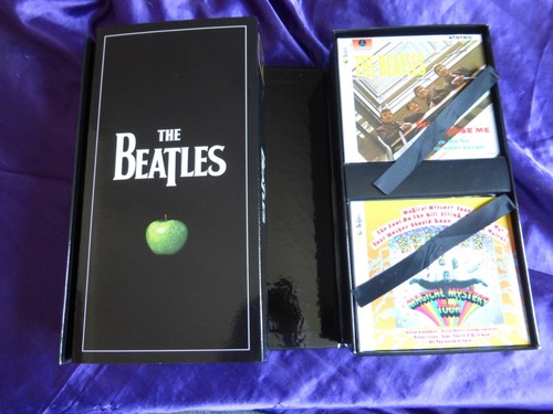 The Beatles Box set 15 CD 1 DVD Remaster Apple Capitol USA 2009 Stereo ...