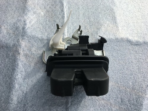AUDI Q7 TDI TAILGATE LIFTAGE HATCH TRUNK LOCK LATCH OEM 4F9827505 | eBay