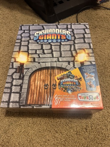 Skylanders Giants Castle Display Case w/ Spyro's Adventure WHAM-SHELL ...