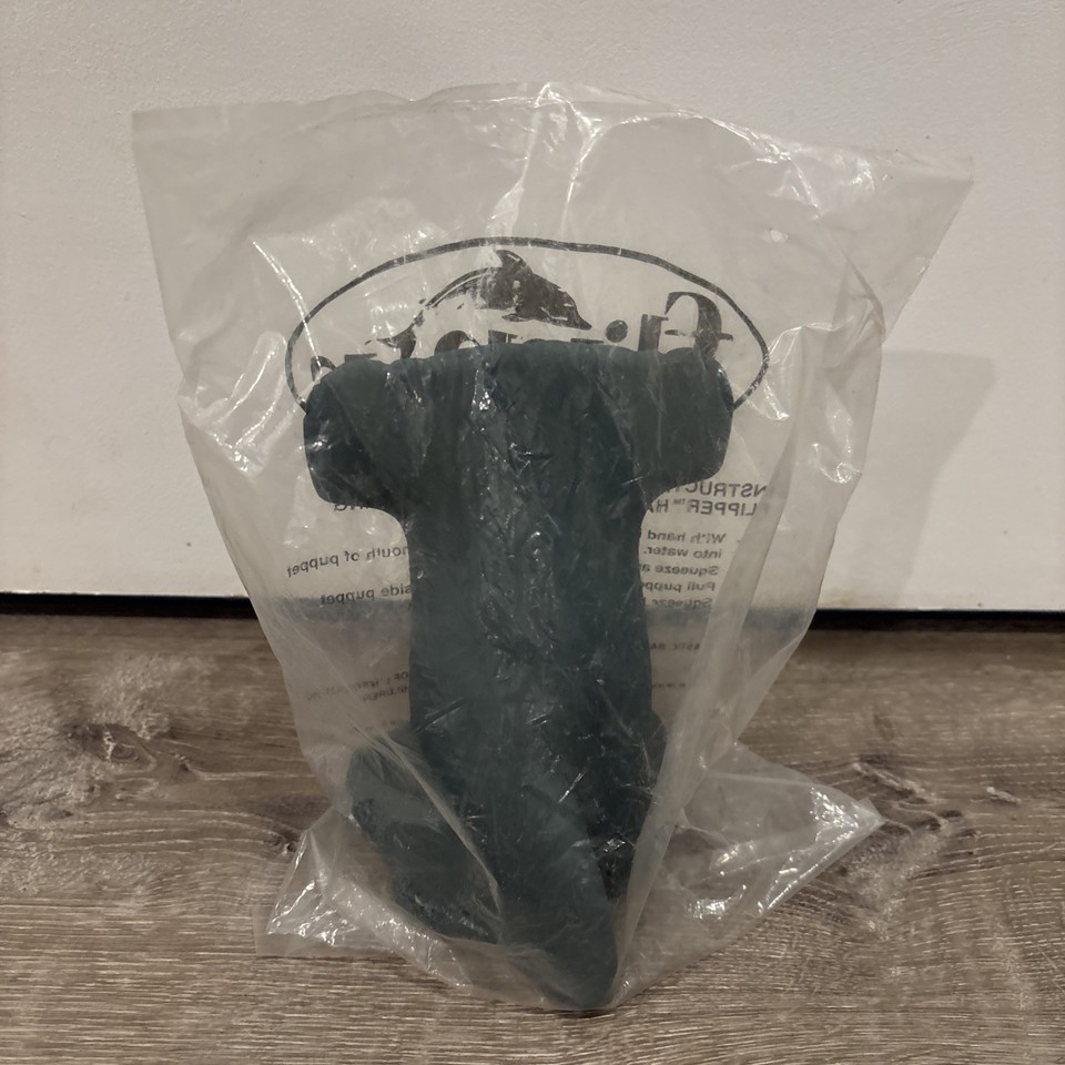 Vintage 1996 Pizza Hut FLIPPER Hammerhead Shark Squirting Hand Puppet ...