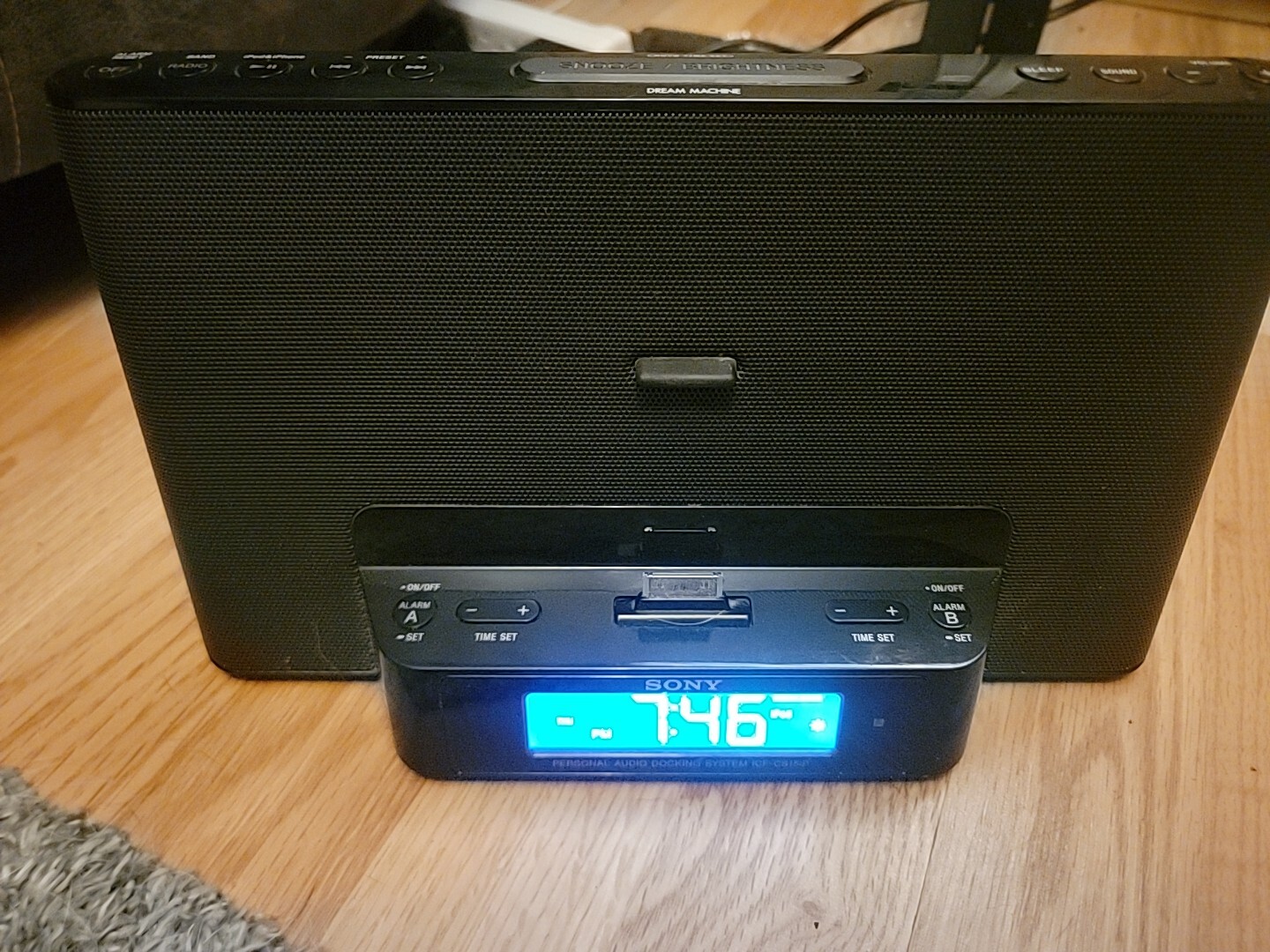 Sony Icf-cs15ip Personal Speaker Dock Clock Radio for iPod & iPhone 27242826670 | eBay