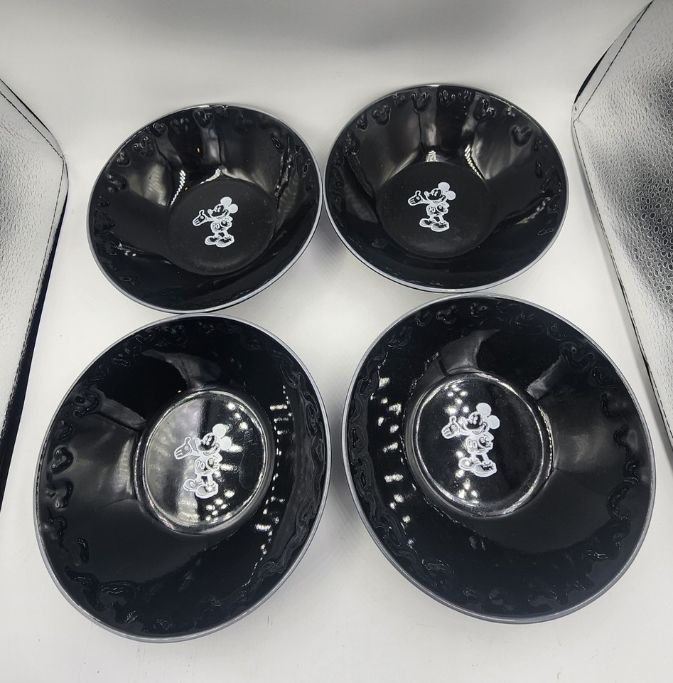 Disney Parks (4) Black & White Mickey Mouse Soup Cereal Bowls Ceramic ...