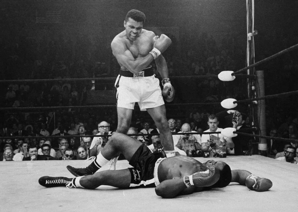 Muhammad Ali Knocks Out Sonny Liston Iconic Boxing 8x10 PRINT PHOTO | eBay