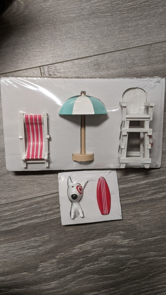 Target Bullseye Playground Mini Beach Prop Pack Set Bullseye Dog ...
