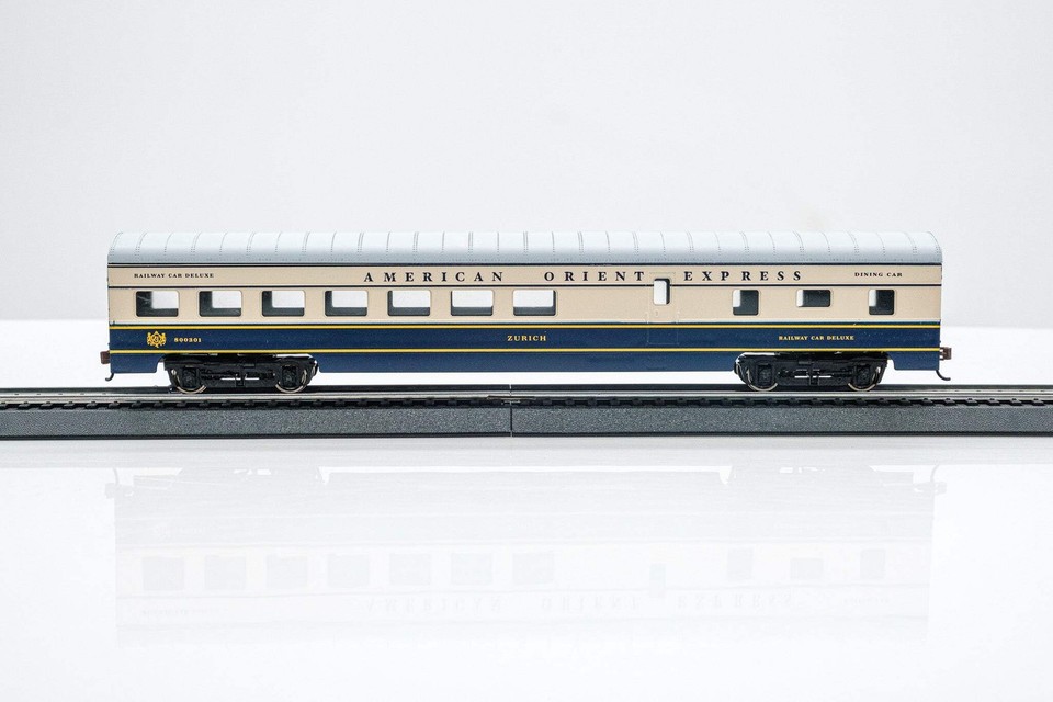 HO Scale 72ft American Orient Express 6-Car Set – RPO, Baggage-Mail ...