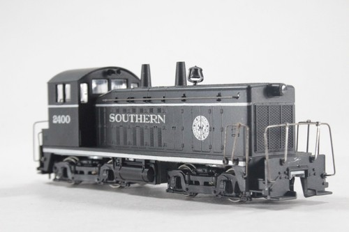 HO Athearn Southern SW-7 Powered Diesel Locomotive All-Whl Pickup ...