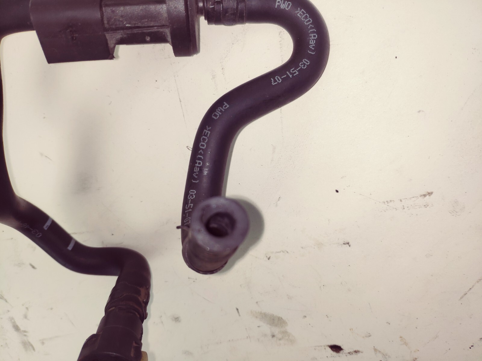 2008 AUDI Q7 4.2 VAPOR CANISTER PURGE SOLENOID VALVE W/ HOSE 06E906517A ...