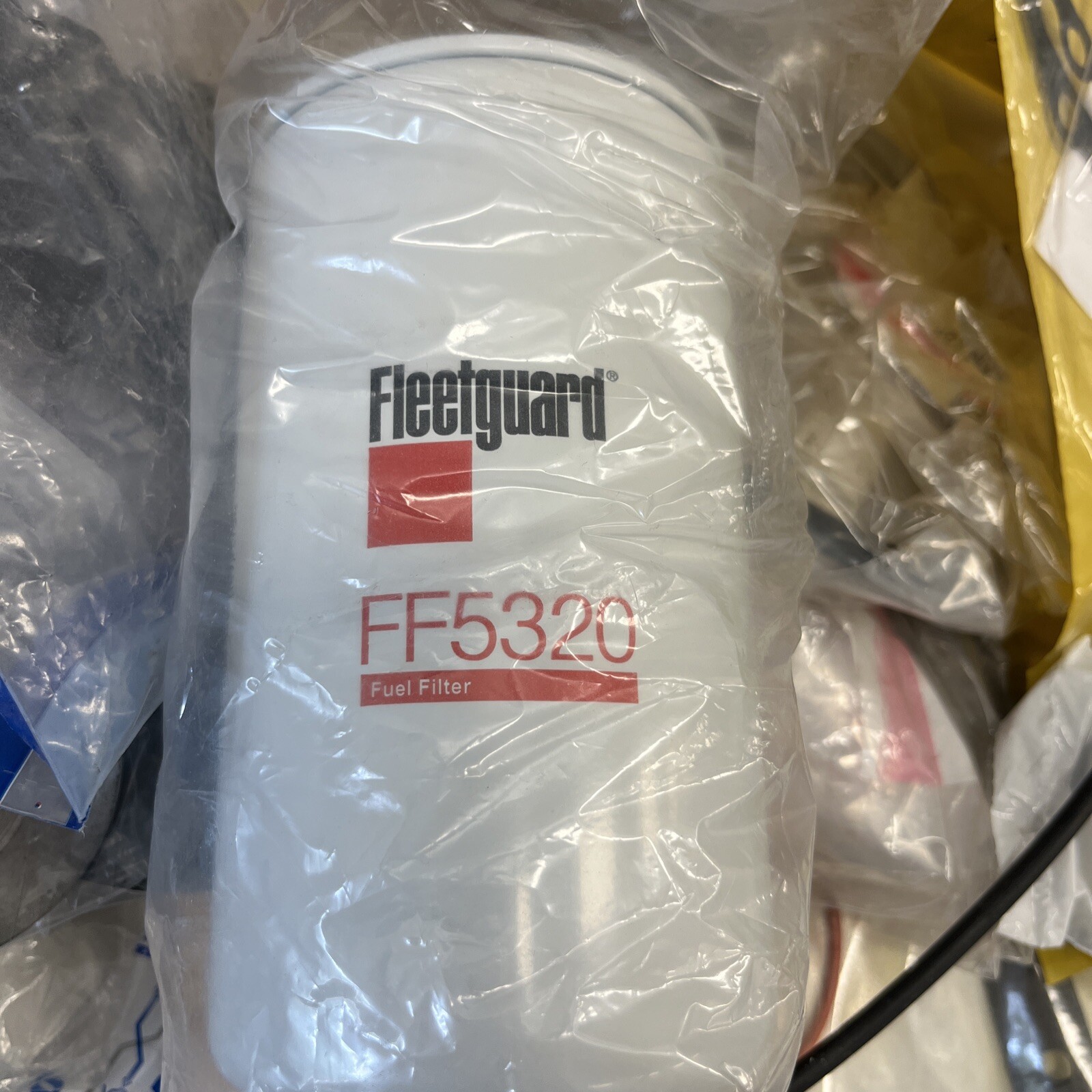FLEETGUARD FF5688 - Fuel filter cross reference