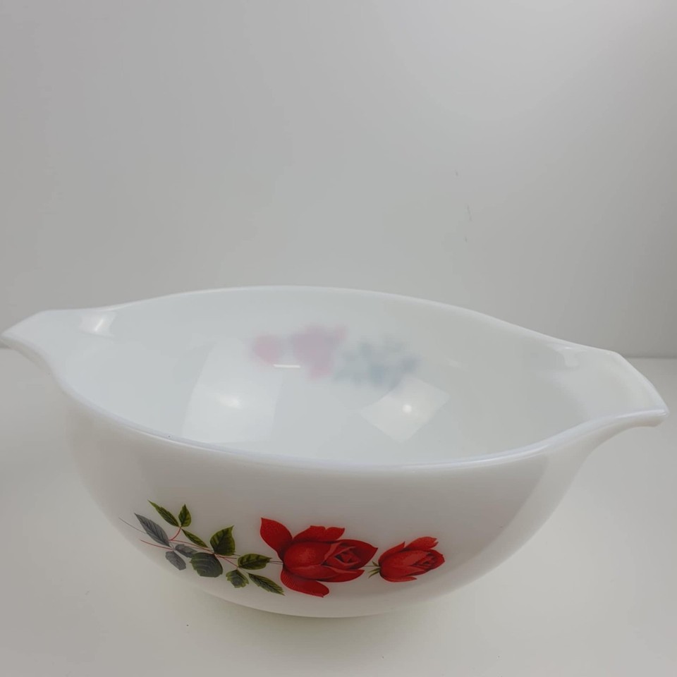 Vintage Retro Large 1960s JAJ Pyrex June Rose Cinderella Mixing Bowl ...