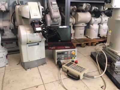 Robotics - Mitsubishi Movemaster Robot Arm