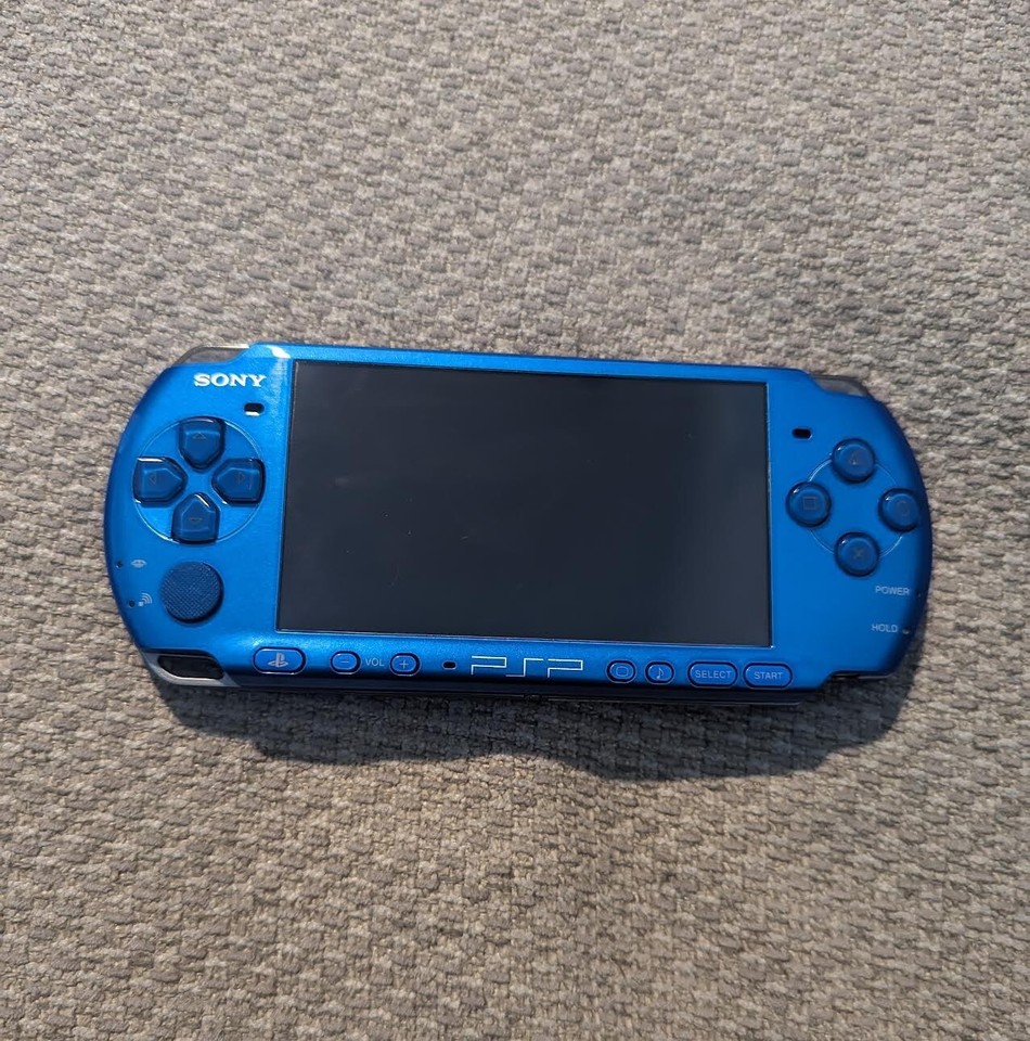 Sony PSP-3000 Vibrant Blue Handheld Console with 8 GB Memory and Charger 4948872412124 | eBay