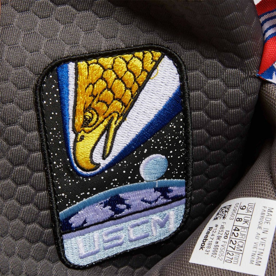 NEW Reebok Alien Bug Stomper USCM QS FV5052 Ripley 100% DS W/Receipt | eBay