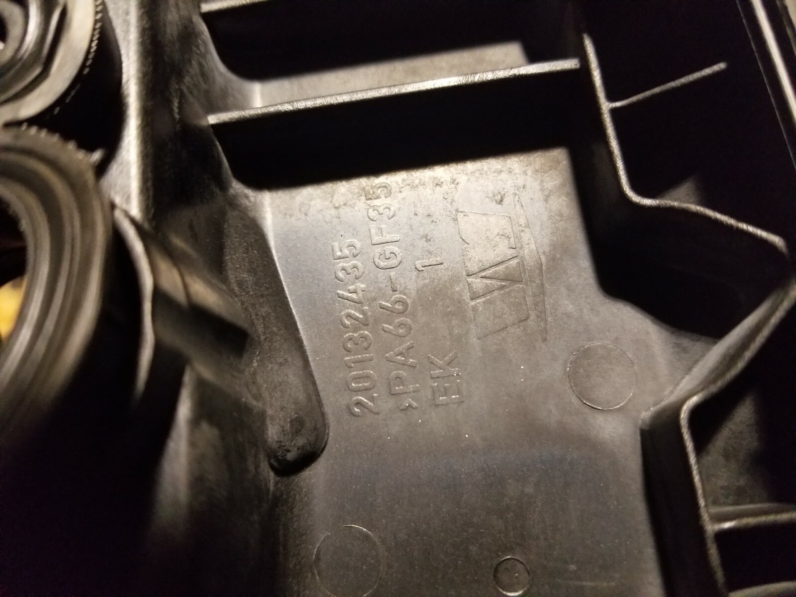 68147538AB RIGHT HAND VALVE COVER 3.0L ECODIESEL 20132435 | eBay