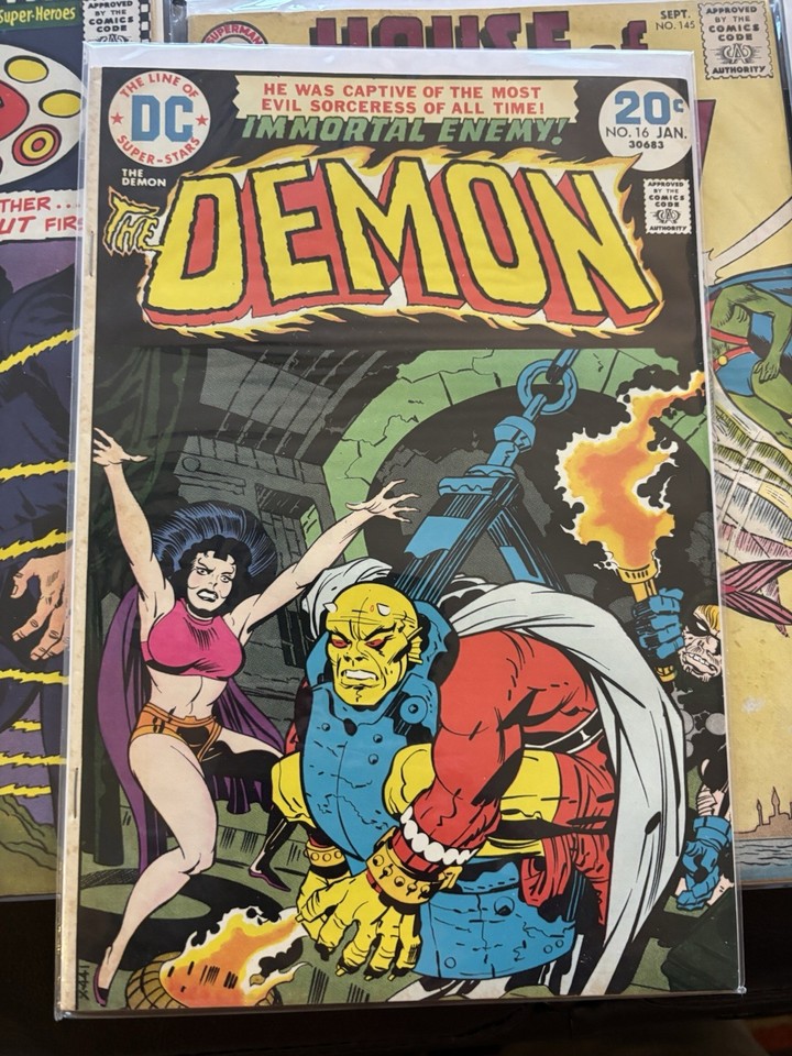 Horror Lot Of 17-Weird War Tales, House Of Mystery, Madame Xanadu ...