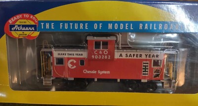 C&O Chessie System red safety caboose road number 903282 | eBay