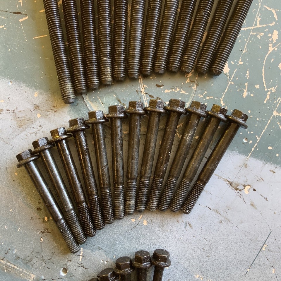 Cylinder Head Bolts Set for VOLVO S60 T5 2013 OEM ENGINE BOLTS SET | eBay