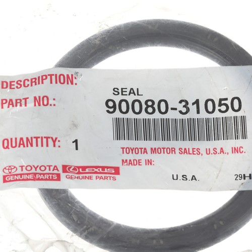 GENUINE Toyota 1998-2008 Corolla Celica Engine Crankshaft Seal Rear ...