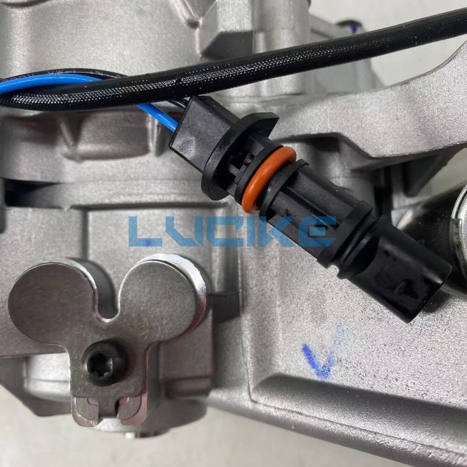 Oil pump LR110501 for JAGUAR LAND ROVER 2.0 L DIESEL AJ200D 204DTA ...