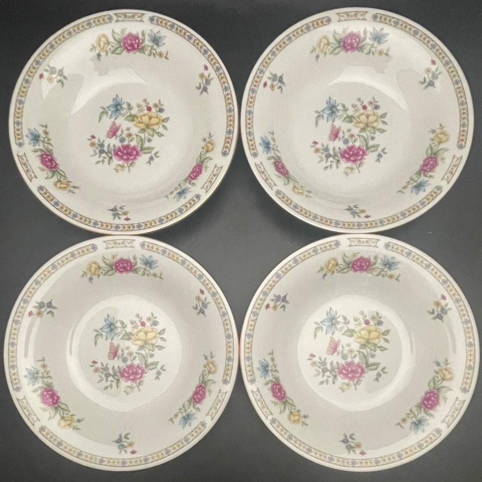 Liling Fine China Ling Rose Dinnerware 20 Piece Set for 4 c1980s Made ...