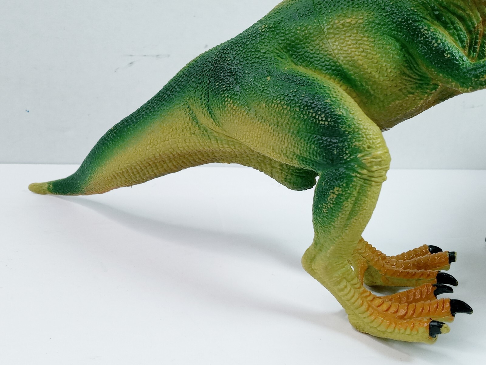 Battat Tyrannosaurus Rex T-Rex & SDE Shantou 11" Jurassic Era Dinosaurs ...