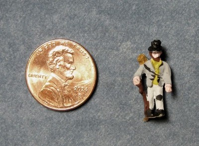Gandy Dancers HO Scale Metal Painted Figure 'Man with Knapsack ...