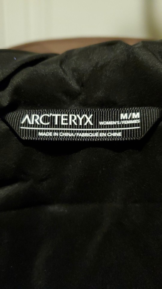 Arc'teryx COELLE GORE-TEX Coreloft PARKA Jacket Hooded Velvet Sand ...