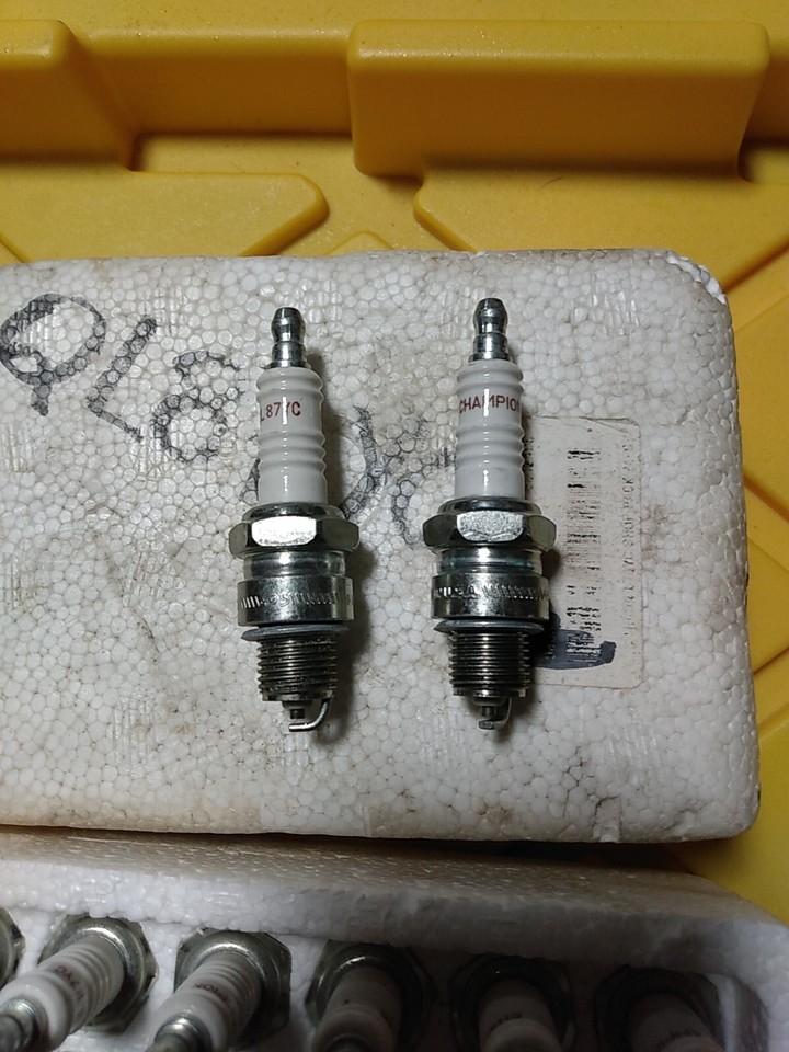 CHAMPION #QL87YC COPPER PLUS SPARK PLUGS NOS Master Pack Of 24 | eBay