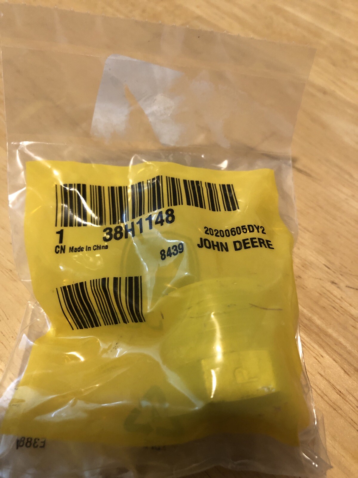 John Deere Original Equipment Fitting Plug #38H1148 | eBay