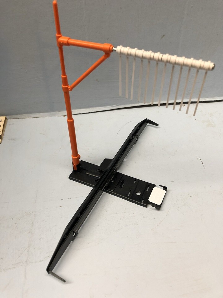 Lionel #3424-80, 105, 76 Tell Tale Base Trip & Pole - Qty 1 | eBay