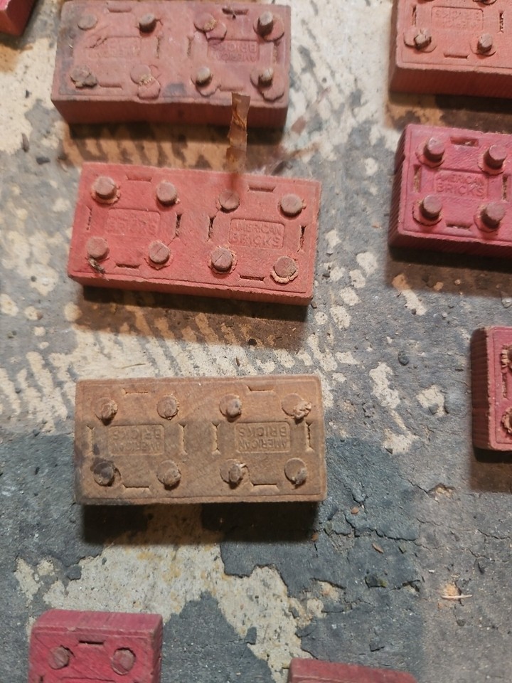 Vintage American Bricks Wood Building Blocks & Lincoln Logs 1940s Lot ...