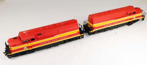 AHM BL2 Powered/Dummy Diesel Locomotive Set Florida East Coast 1/87 HO ...
