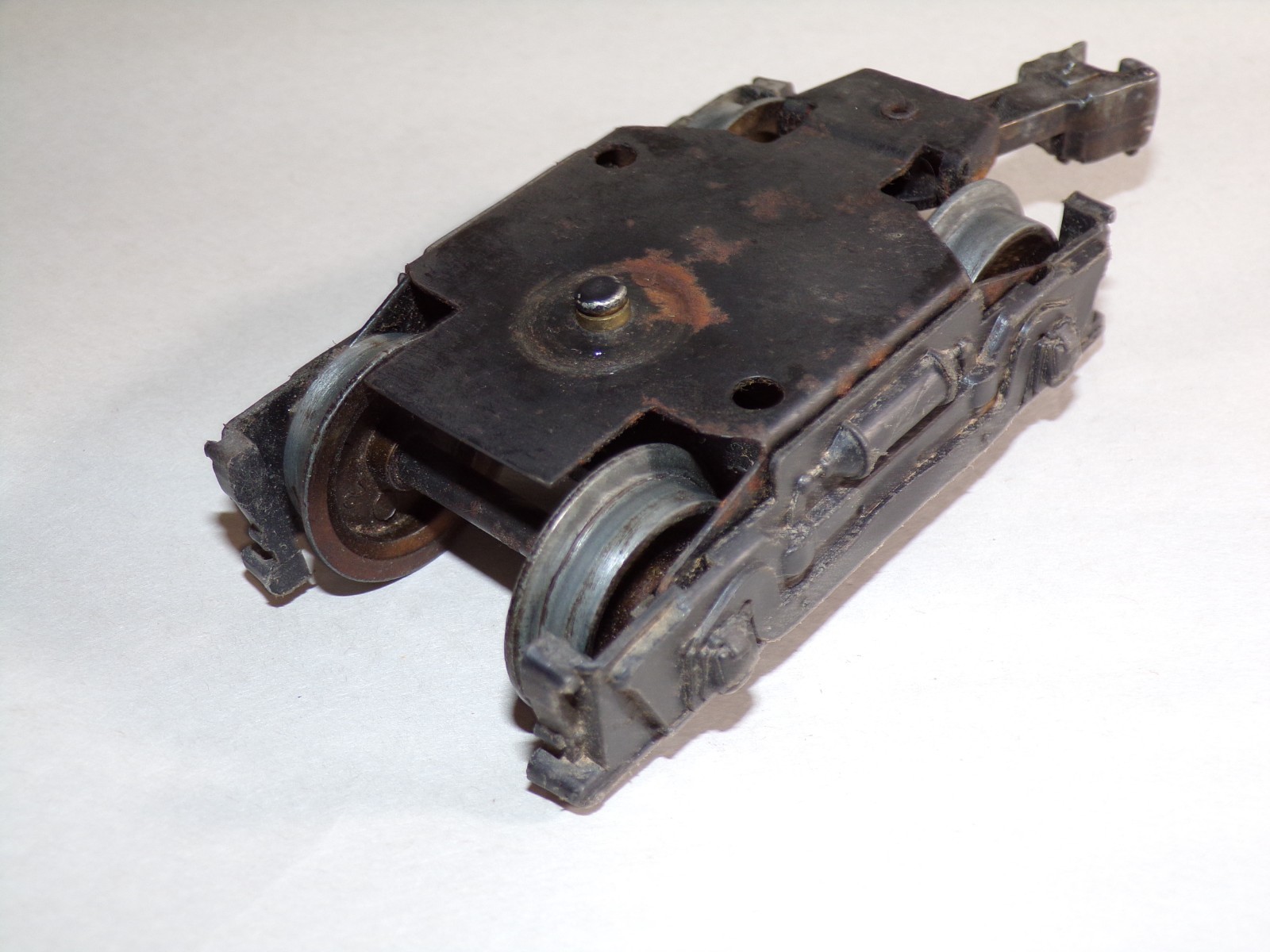 Vintage Original Lionel non roller B unit truck for later postwar alcos ...