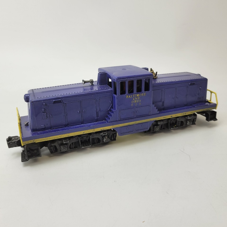 Lionel Trains Postwar O No. 626 Baltimore & Ohio B&O 44 Ton Diesel ...