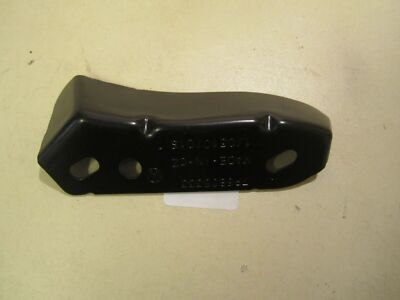 7P6805333 VW Touareg Front fender Mount Bracket Left 7P6 805 333 | eBay