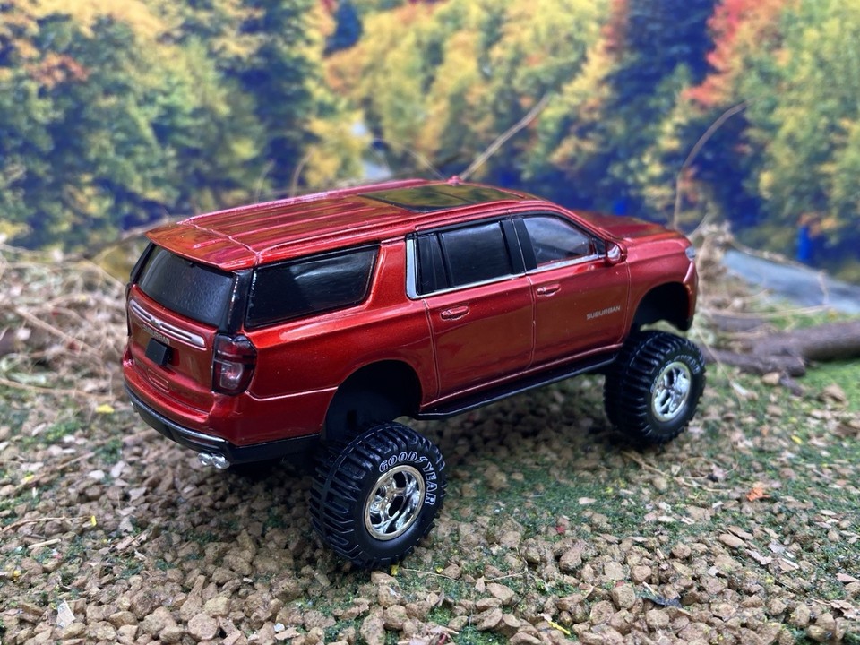 Chevy Suburban Lifted 4x4 Truck 1/64 Scale Massdi Diecast Custom Off ...