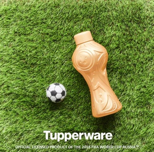 Fifa World Cup Soccer Tupperware 750ml Gold with Screw Top Lid - Brand ...
