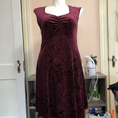 Torrid Purple Wine Velvet Floral Skater Sleeveless Midi Dress Size 1X ...