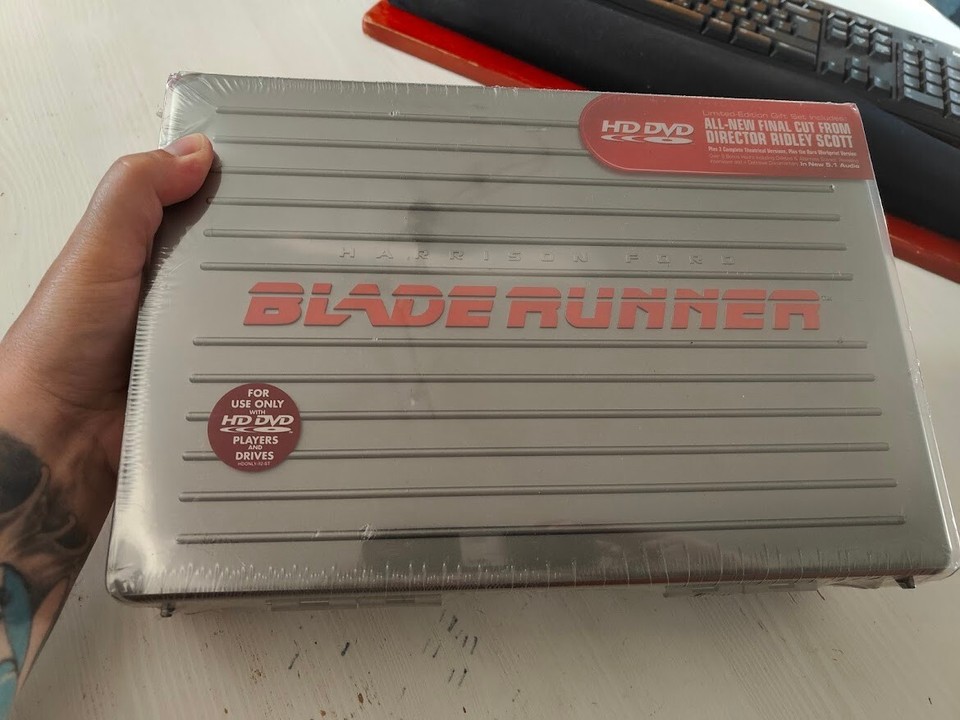 Blade Runner 1982 Ultimate 5-Disc Combo HD-DVD & DVD Briefcase NEW ...