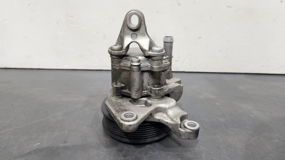 OEM BMW E82 E88 E90 E92 E93 135i 335i 335is N54 Hydraulic Power ...