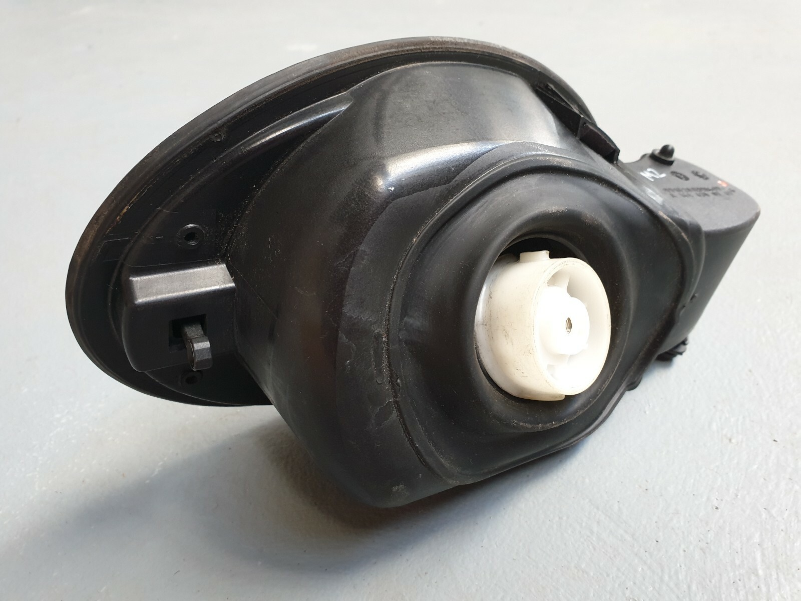 Mercedes Benz W164 ML Fuel Tank Cap Door Flap Iridium Silver ...