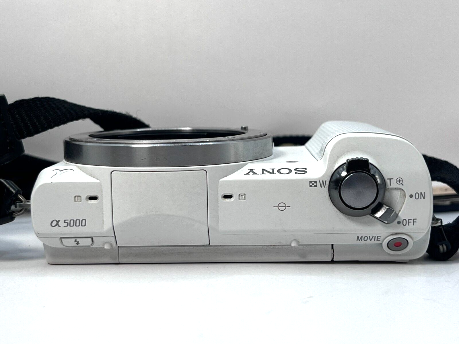 Sony Alpha A5000 Digital Camera Body Only 3213 Shots [Near Mint ...