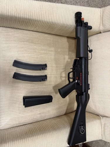 Airsoft H&K MP5A4 Electric Gun | eBay