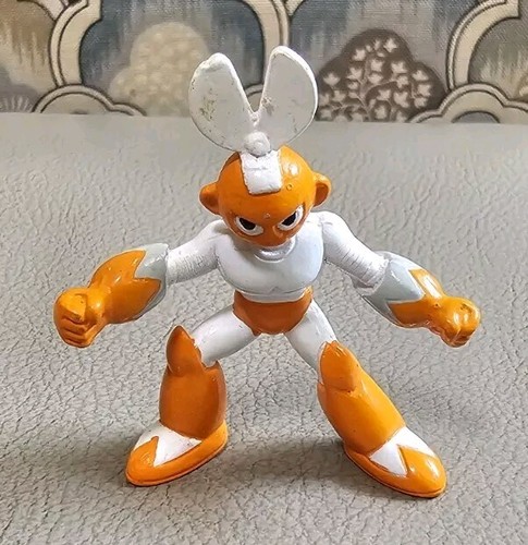 Mega Man Cut Man Cutman 2" PVC figure Bandai Super Hero 21st Century ...