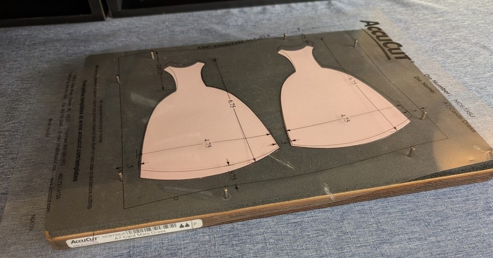 Accucut Dies- Super Jumbo and Jumbo size - Lot - you pick | eBay