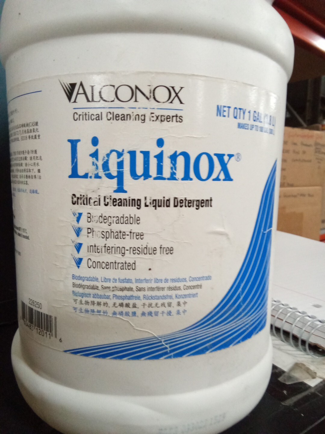 Alconox Liquinox Critical Cleaning Liquid Detergent - 1 Gal. for sale ...