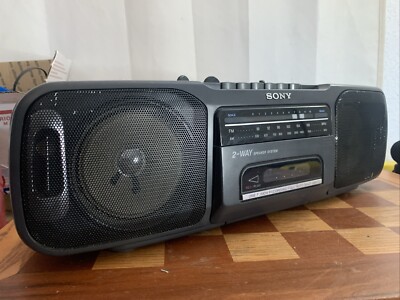 Sony CFS-200 Stereo FM/AM Radio Cassette Boombox With 4 Cassettes Tape ...