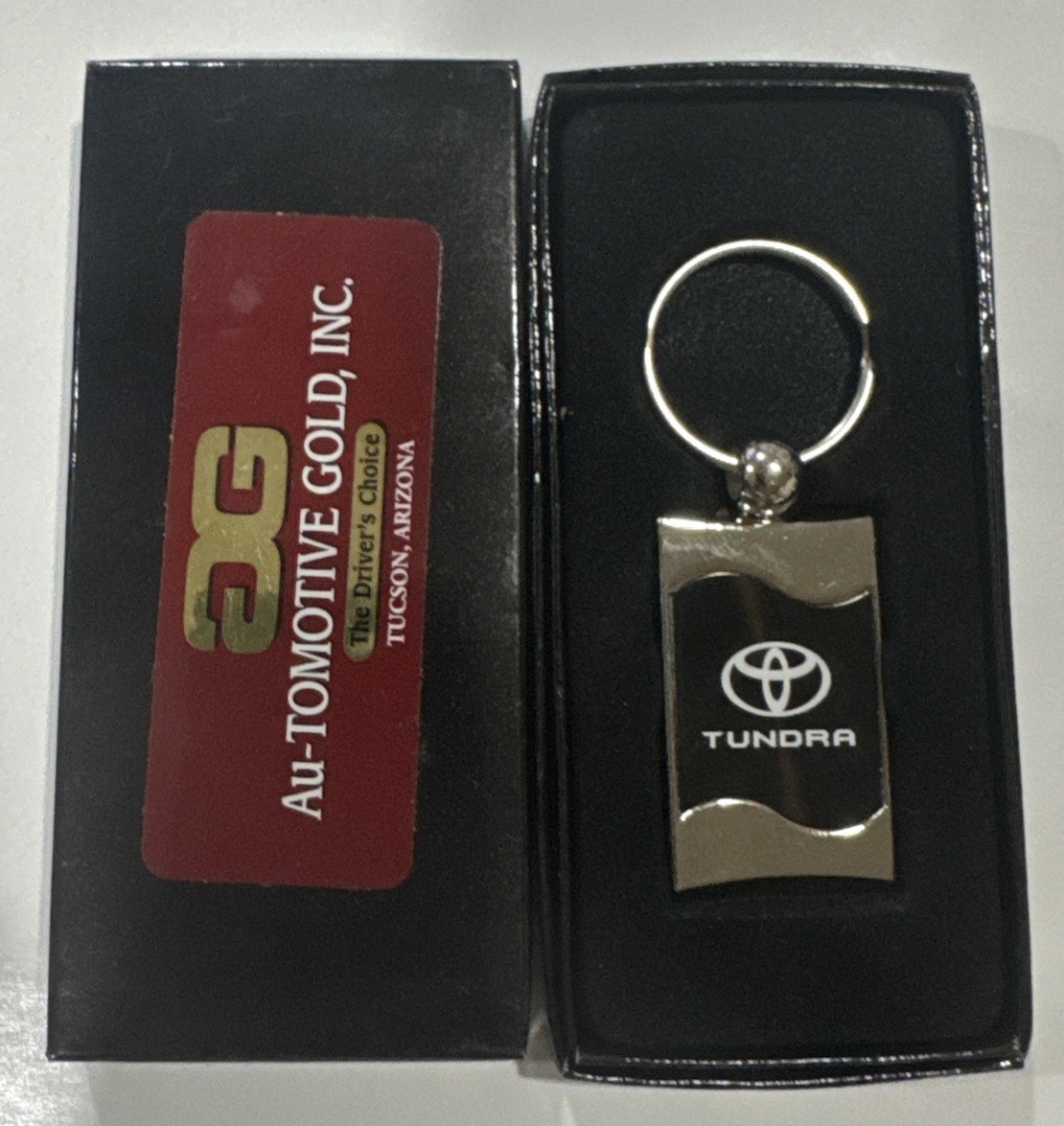 TOYOTA TUNDRA Rectangle Wave Key Fob Ring Keychain Black NEW IN BOX | eBay