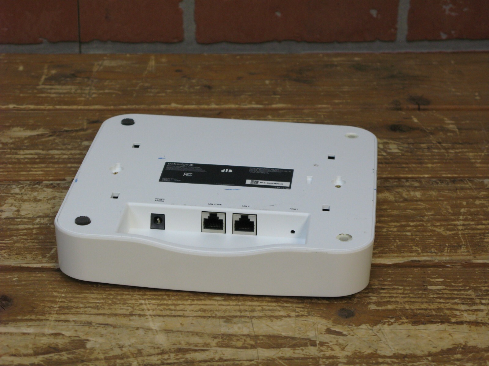 Pakedge WA-4200 4×4 Wave 2 Indoor Access Point for sale online | eBay