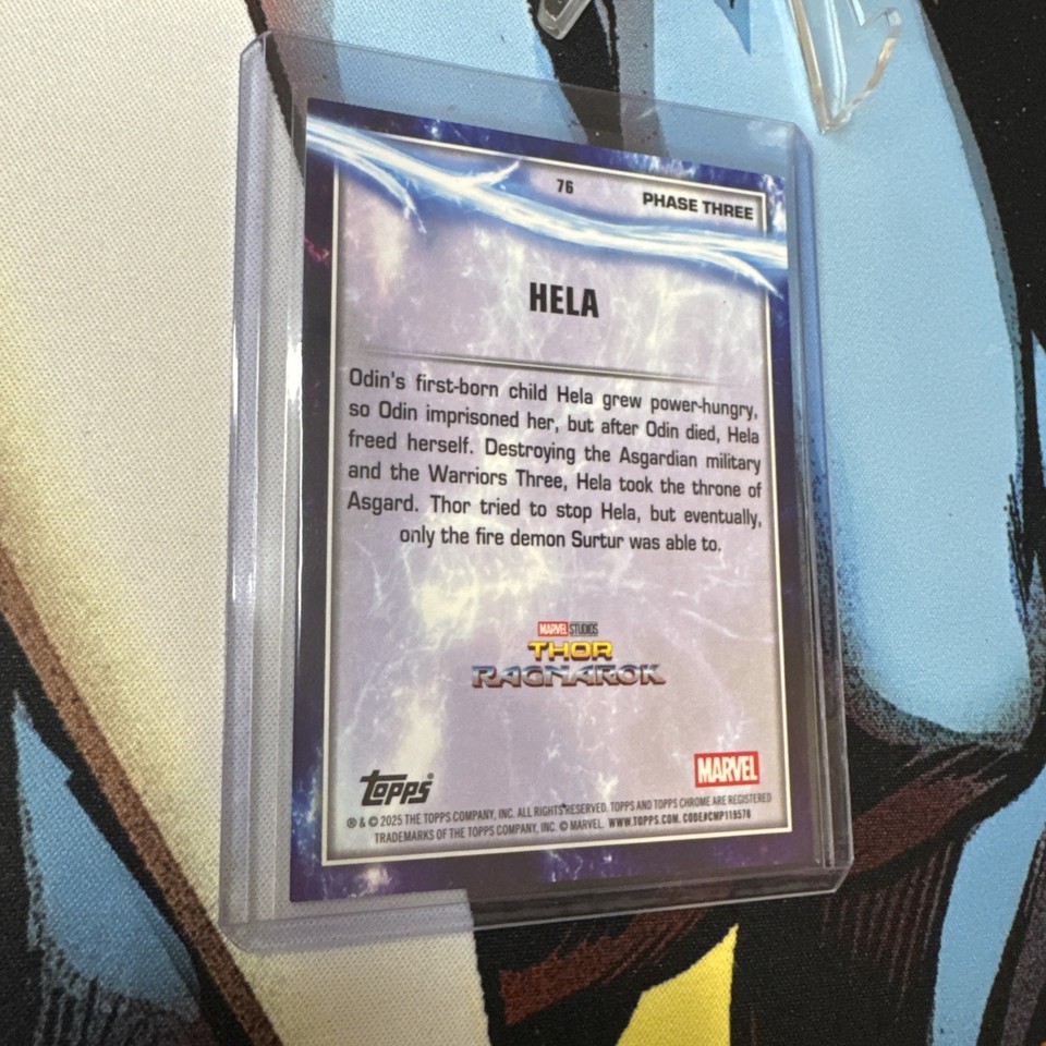 Topps Chrome Marvel Studios 2025 Hela #76 Red Wave Refractor 4/5 Cate ...
