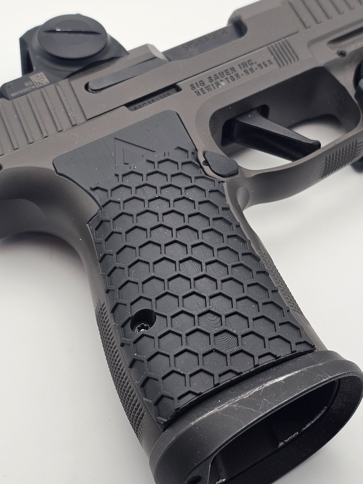 Sig Sauer P365 AXG Legion Grips - Increased Thickness - Hex III | eBay